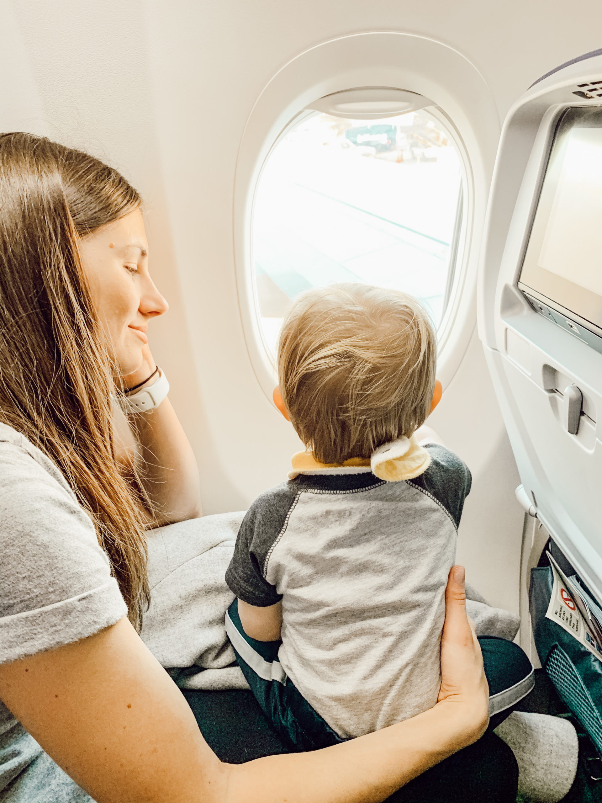 Flying with a Baby: Top Tips Separator Separator The Informed Birth